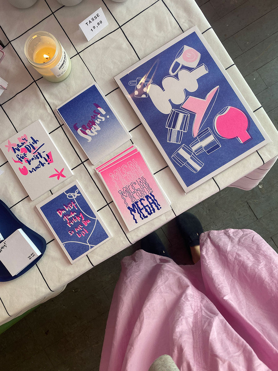 Lettering auf Risographie: Ganz besonders strahlende Drucke ...